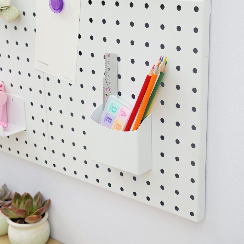 Wholesale Cutomized Display Board Storage Wall Organizer Pegboard for ...