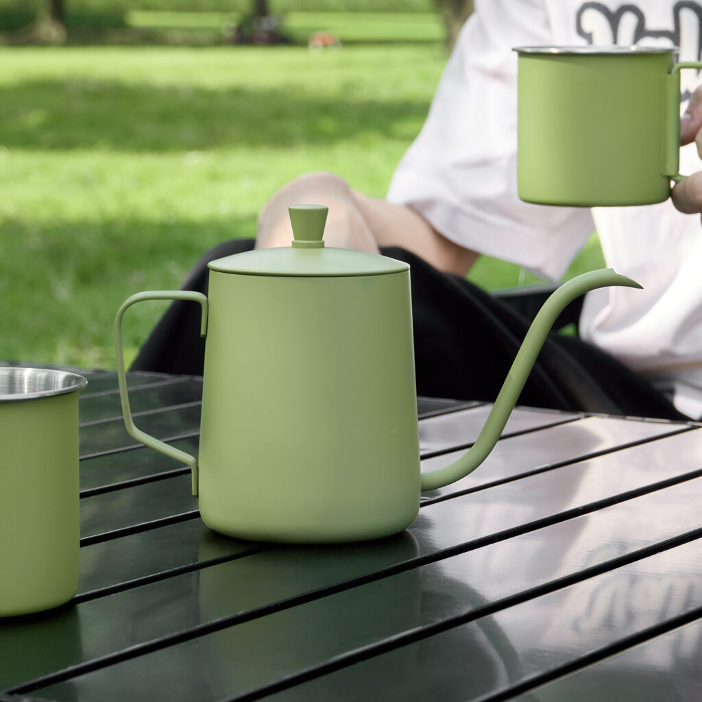 Why are coffee kettle designed with a gooseneck? - BMA